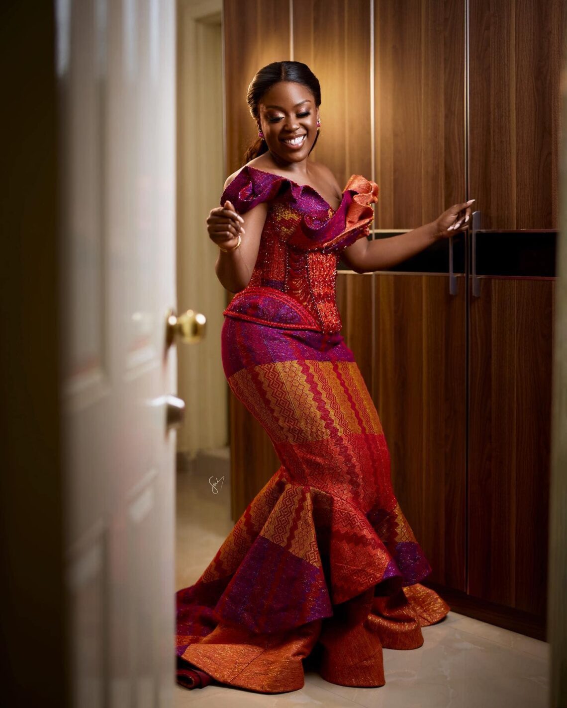 41 Engagement Kente Styles For The Modern Bride. - Kente Knots