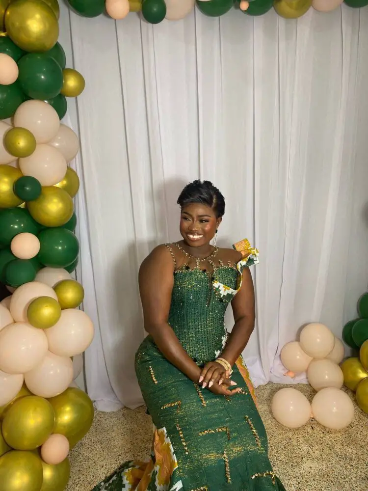 green kente style 028 - Kente Knots