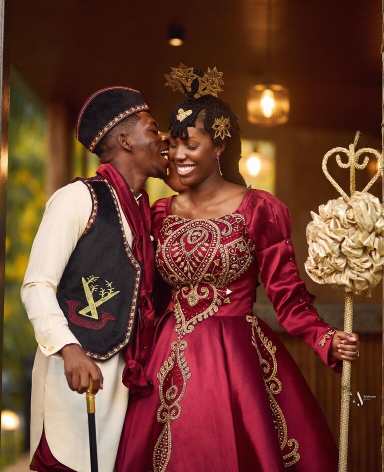 Moses Bliss Traditional Wedding With Ghanaian Bride - Kente Knots