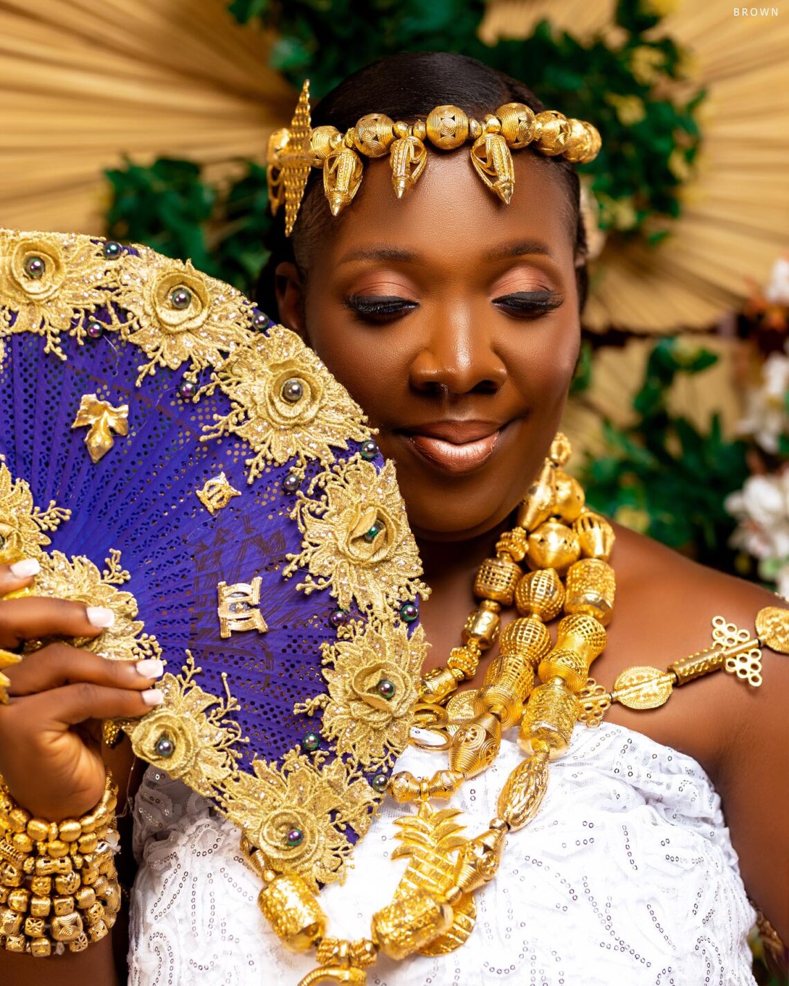 Chic & Stylish Bridal Fan Ideas for Your Dream Wedding - Kente Knots