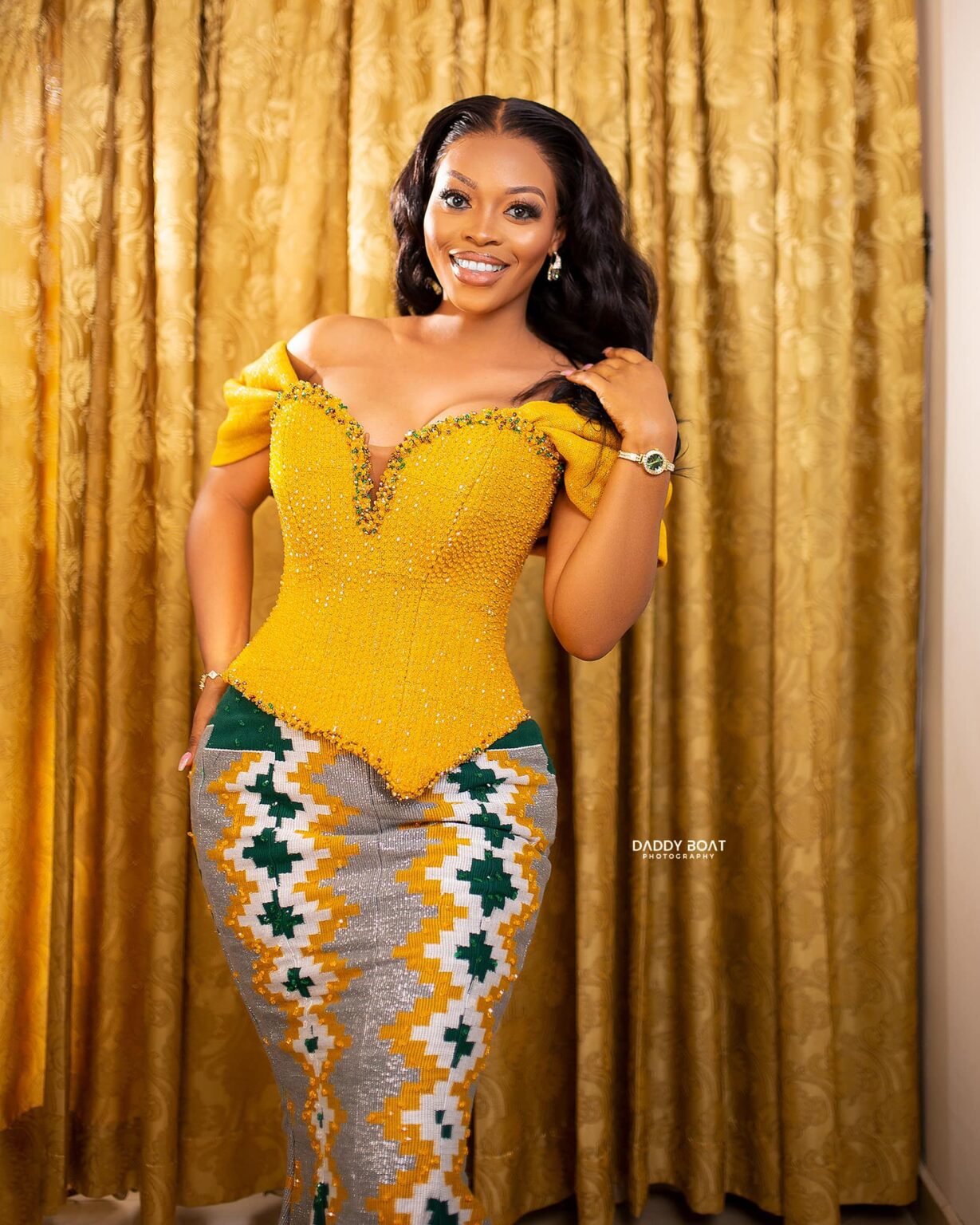 These Yellow Kente Styles are For Brides Who Want to Glow - Kente Knots