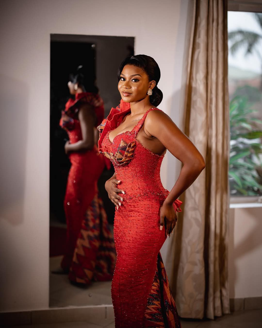 Red Kente Styles - Nail Your Engagement With These Inspo - Kente Knots