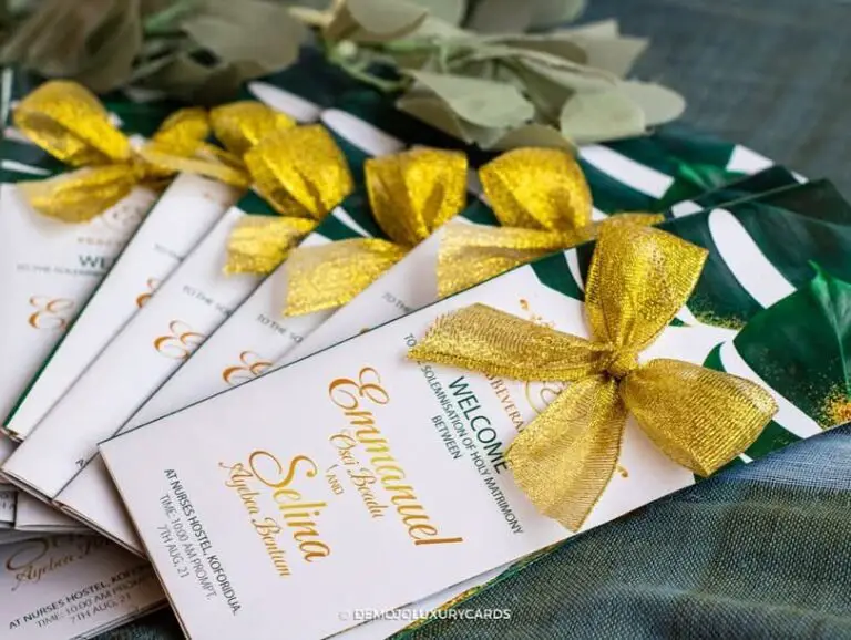 Beautiful Wedding Program Outline Designs + What to Include in Yours ...